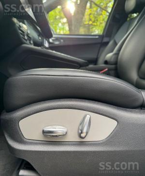 Zils Porsche Macan 2022 Rīga, ar dzinēja tilpumu 2.00 L un nobraukumu 45 tūkst. km par 54500 €, foto 8 vietnē AUTOMOTO.COM.LV