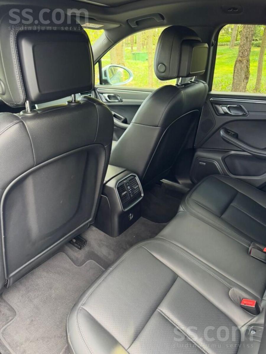 Zils Porsche Macan 2022 Rīga, ar dzinēja tilpumu 2.00 L un nobraukumu 45 tūkst. km par 54500 €, foto 11 vietnē AUTOMOTO.COM.LV