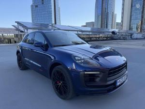 Blue Porsche Macan 2022 in Vilnius, with an engine capacity of 2.89 L and mileage of 55 thousand km for 52000 €, photo 1 on AUTOMOTO.COM.LV
