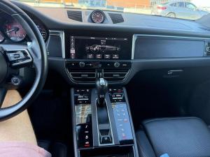Blue Porsche Macan 2022 in Vilnius, with an engine capacity of 2.89 L and mileage of 55 thousand km for 52000 €, photo 10 on AUTOMOTO.COM.LV