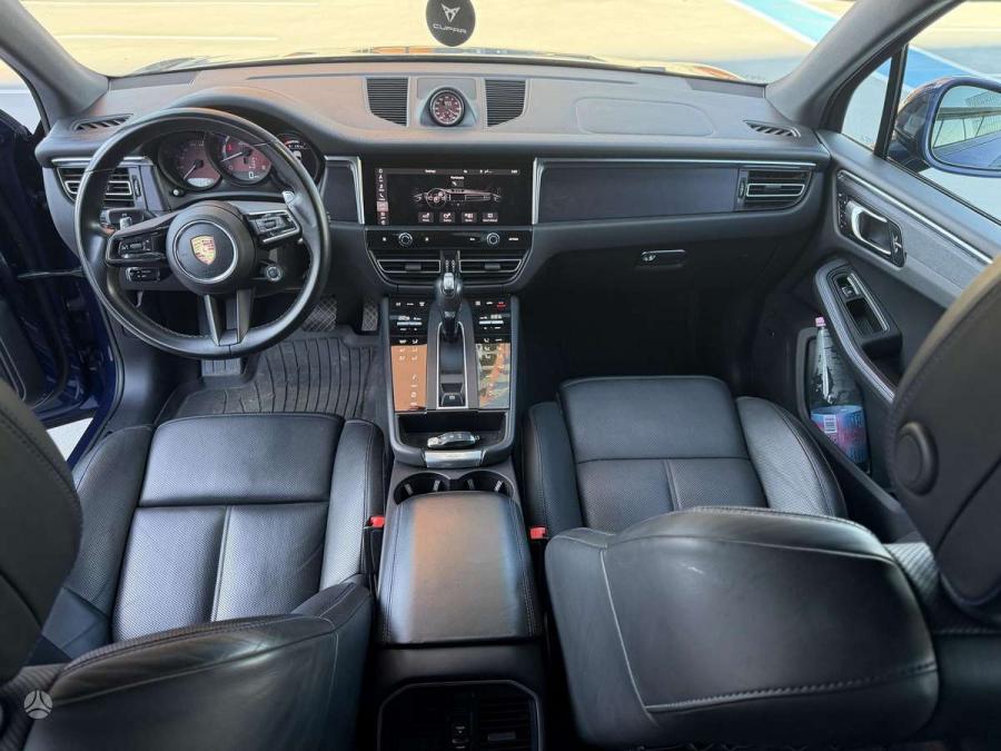 Blue Porsche Macan 2022 in Vilnius, with an engine capacity of 2.89 L and mileage of 55 thousand km for 52000 €, photo 11 on AUTOMOTO.COM.LV