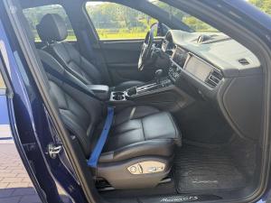 Blue Porsche Macan 2022 in Vilnius, with an engine capacity of 2.89 L and mileage of 55 thousand km for 52000 €, photo 18 on AUTOMOTO.COM.LV