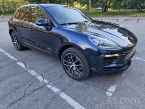 Blue Porsche Macan 2022 in Riga, with an engine capacity of 2.00 L and mileage of 58 thousand km for 50900 €, photo  on AUTOMOTO.COM.LV