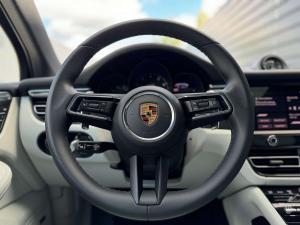 Zils Porsche Macan 2022 Viļņa, ar dzinēja tilpumu 2.89 L un nobraukumu 30 tūkst. km par 74990 €, foto 19 vietnē AUTOMOTO.COM.LV