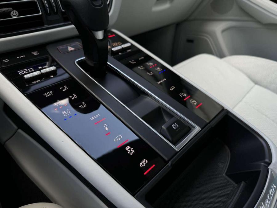 Zils Porsche Macan 2022 Viļņa, ar dzinēja tilpumu 2.89 L un nobraukumu 30 tūkst. km par 74990 €, foto 26 vietnē AUTOMOTO.COM.LV