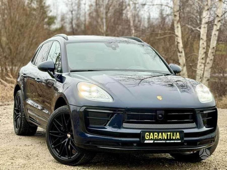 Blue Porsche Macan 2023 in Siauliai, with an engine capacity of 1.98 L and mileage of 42 thousand km for 41500 €, photo 2 on AUTOMOTO.COM.LV