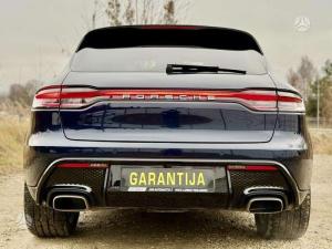 Blue Porsche Macan 2023 in Siauliai, with an engine capacity of 1.98 L and mileage of 42 thousand km for 41500 €, photo 6 on AUTOMOTO.COM.LV