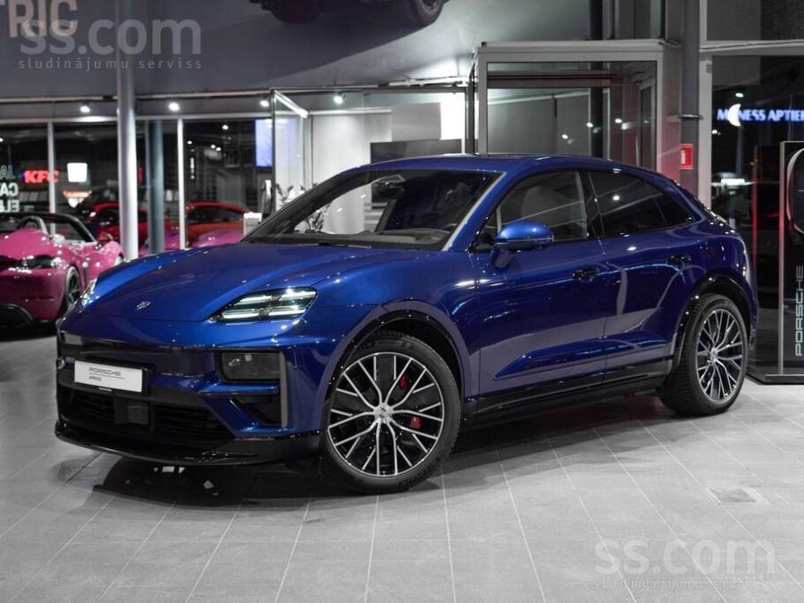Zils Porsche Macan 2025 Rīga, ar dzinēja tilpumu 2.00 L un nobraukumu 3 tūkst. km par 119900 €, foto 1 vietnē AUTOMOTO.COM.LV