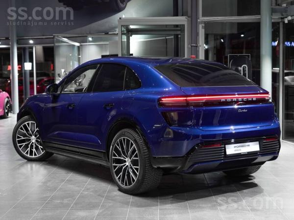 Zils Porsche Macan 2025 Rīga, ar dzinēja tilpumu 2.00 L un nobraukumu 3 tūkst. km par 119900 €, foto 10 vietnē AUTOMOTO.COM.LV