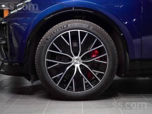 Zils Porsche Macan 2025 Rīga, ar dzinēja tilpumu 2.00 L un nobraukumu 3 tūkst. km par 119900 €, foto 19 vietnē AUTOMOTO.COM.LV