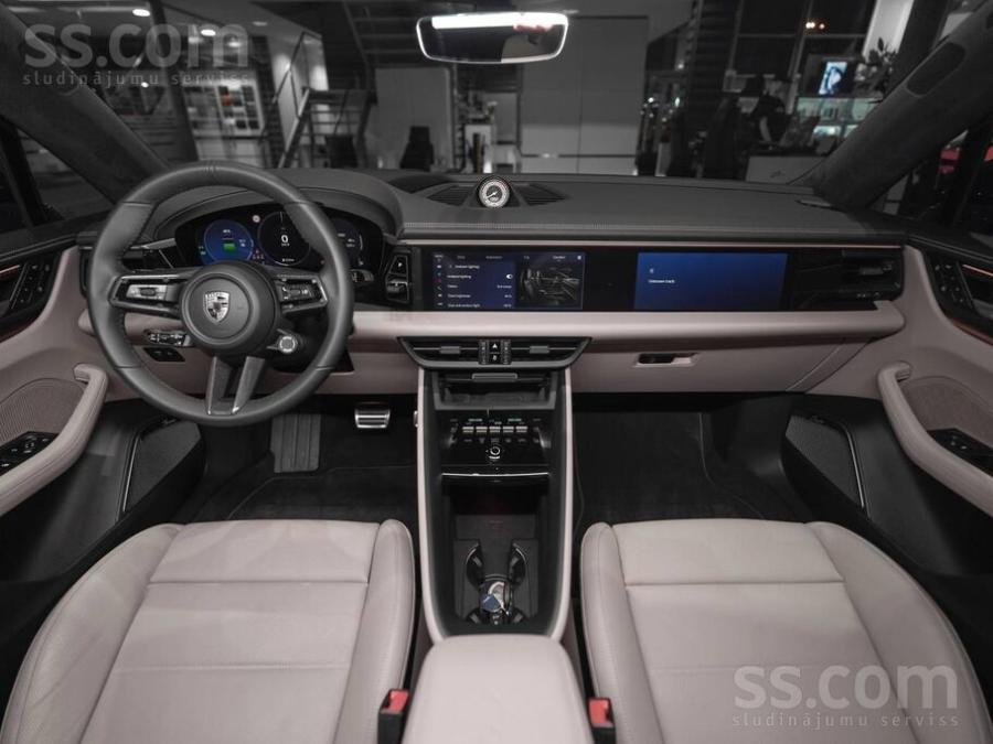 Zils Porsche Macan 2025 Rīga, ar dzinēja tilpumu 2.00 L un nobraukumu 3 tūkst. km par 119900 €, foto 20 vietnē AUTOMOTO.COM.LV