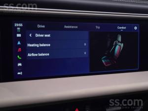 Zils Porsche Macan 2025 Rīga, ar dzinēja tilpumu 2.00 L un nobraukumu 3 tūkst. km par 119900 €, foto 26 vietnē AUTOMOTO.COM.LV