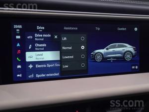 Zils Porsche Macan 2025 Rīga, ar dzinēja tilpumu 2.00 L un nobraukumu 3 tūkst. km par 119900 €, foto 28 vietnē AUTOMOTO.COM.LV