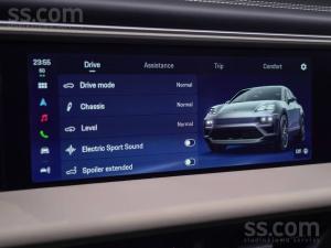 Zils Porsche Macan 2025 Rīga, ar dzinēja tilpumu 2.00 L un nobraukumu 3 tūkst. km par 119900 €, foto 30 vietnē AUTOMOTO.COM.LV