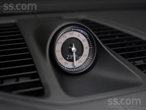 Zils Porsche Macan 2025 Rīga, ar dzinēja tilpumu 2.00 L un nobraukumu 3 tūkst. km par 119900 €, foto 32 vietnē AUTOMOTO.COM.LV