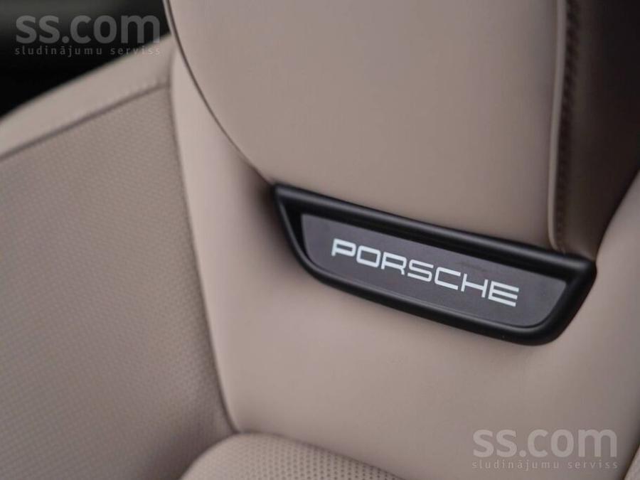 Zils Porsche Macan 2025 Rīga, ar dzinēja tilpumu 2.00 L un nobraukumu 3 tūkst. km par 119900 €, foto 35 vietnē AUTOMOTO.COM.LV