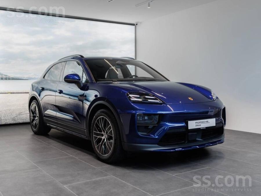 Blue Porsche Macan 2026 in Riga, with an engine capacity of 3.00 L and mileage of 1 thousand km for 90700 €, photo 3 on AUTOMOTO.COM.LV