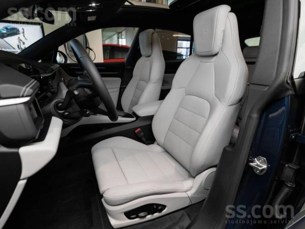 Blue Porsche Macan 2026 in Riga, with an engine capacity of 3.00 L and mileage of 1 thousand km for 90700 €, photo 5 on AUTOMOTO.COM.LV