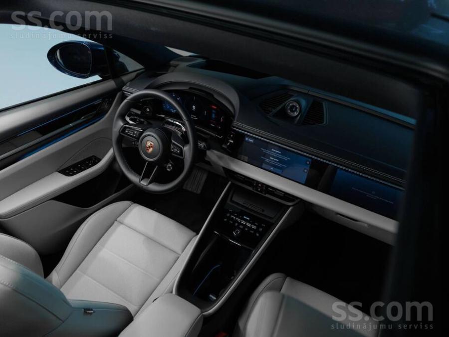 Blue Porsche Macan 2026 in Riga, with an engine capacity of 3.00 L and mileage of 1 thousand km for 90700 €, photo 6 on AUTOMOTO.COM.LV