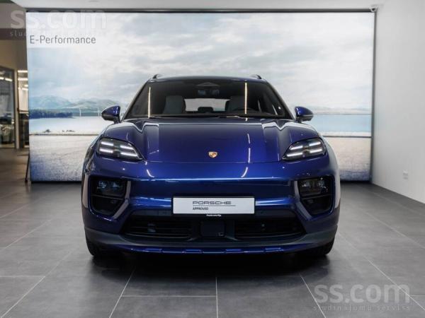Blue Porsche Macan 2026 in Riga, with an engine capacity of 3.00 L and mileage of 1 thousand km for 90700 €, photo 7 on AUTOMOTO.COM.LV