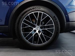 Blue Porsche Macan 2026 in Riga, with an engine capacity of 3.00 L and mileage of 1 thousand km for 90700 €, photo 15 on AUTOMOTO.COM.LV