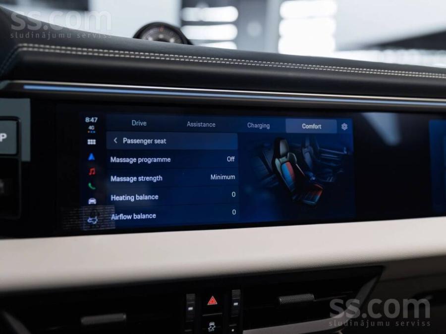 Blue Porsche Macan 2026 in Riga, with an engine capacity of 3.00 L and mileage of 1 thousand km for 90700 €, photo 25 on AUTOMOTO.COM.LV