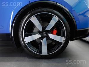 Zils Porsche Macan 2026 Rīga, ar dzinēja tilpumu 2.00 L un nobraukumu 11 tūkst. km par 109900 €, foto 14 vietnē AUTOMOTO.COM.LV