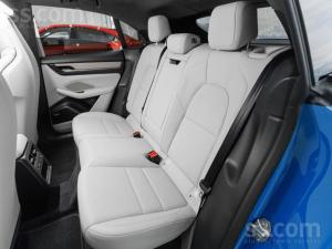 Zils Porsche Macan 2026 Rīga, ar dzinēja tilpumu 2.00 L un nobraukumu 11 tūkst. km par 109900 €, foto 19 vietnē AUTOMOTO.COM.LV