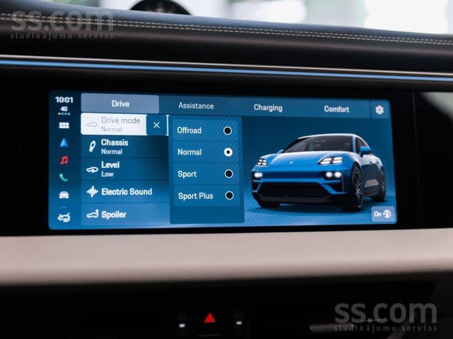 Zils Porsche Macan 2026 Rīga, ar dzinēja tilpumu 2.00 L un nobraukumu 11 tūkst. km par 109900 €, foto 22 vietnē AUTOMOTO.COM.LV