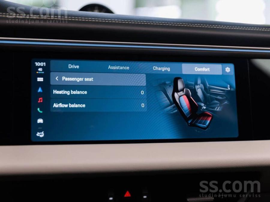Zils Porsche Macan 2026 Rīga, ar dzinēja tilpumu 2.00 L un nobraukumu 11 tūkst. km par 109900 €, foto 25 vietnē AUTOMOTO.COM.LV