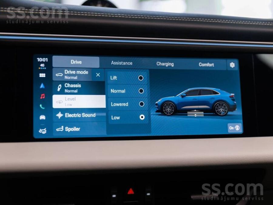 Zils Porsche Macan 2026 Rīga, ar dzinēja tilpumu 2.00 L un nobraukumu 11 tūkst. km par 109900 €, foto 28 vietnē AUTOMOTO.COM.LV