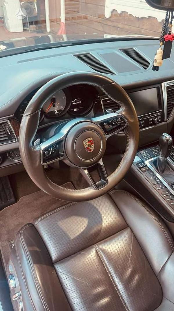 Zils Porsche Macan 2015 Druskininkai, ar dzinēja tilpumu 3.00 L un nobraukumu 320 tūkst. km par 17500 €, foto 7 vietnē AUTOMOTO.COM.LV