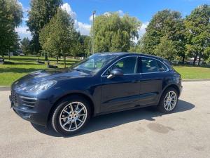 Blue Porsche Macan 2015 in Druskininkai, with an engine capacity of 3.00 L and mileage of 320 thousand km for 17500 €, photo 13 on AUTOMOTO.COM.LV