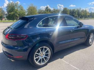 Blue Porsche Macan 2015 in Druskininkai, with an engine capacity of 3.00 L and mileage of 320 thousand km for 17500 €, photo 17 on AUTOMOTO.COM.LV