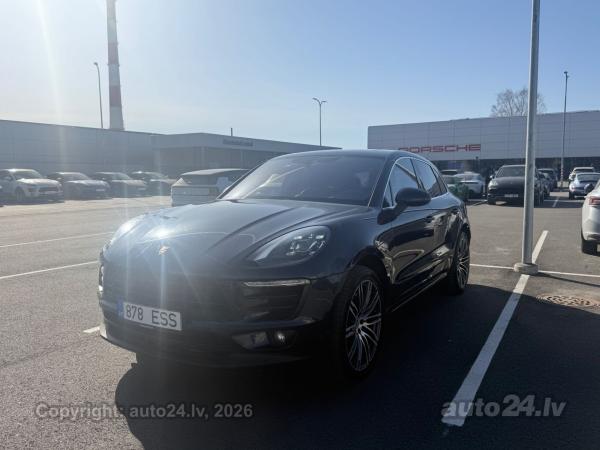 Blue Porsche Macan 2017 in Tallinn, with an engine capacity of 3.00 L and mileage of 170 thousand km for 36000 €, photo 3 on AUTOMOTO.COM.LV