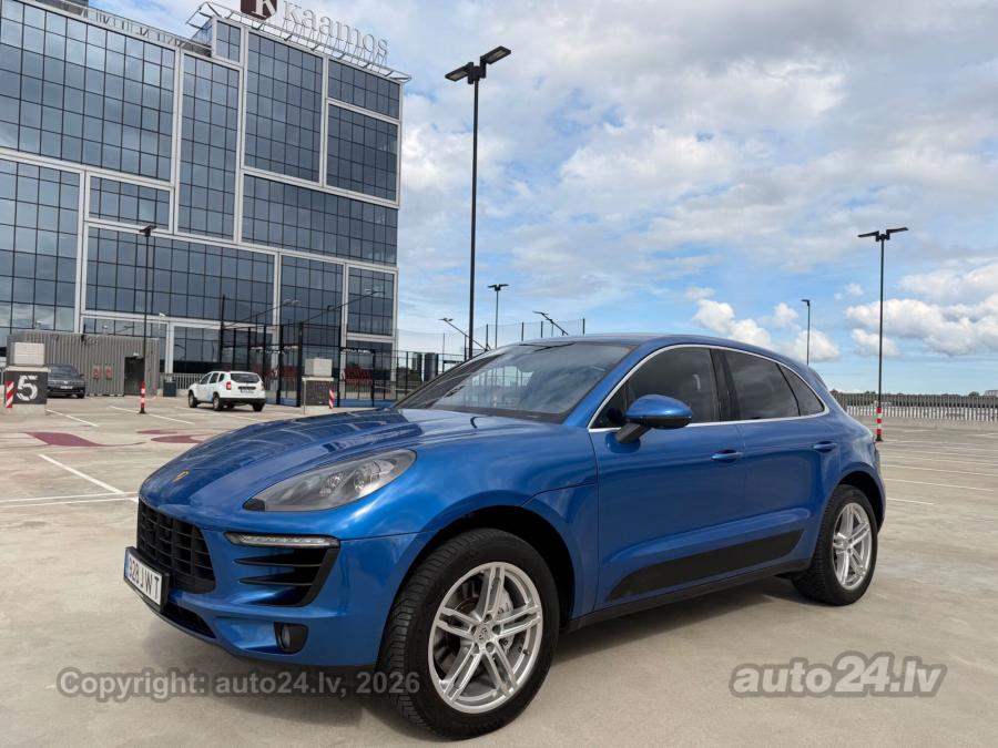 Zils Porsche Macan 2017 Tallina, ar dzinēja tilpumu 3.00 L un nobraukumu 100 tūkst. km par 31900 €, foto 4 vietnē AUTOMOTO.COM.LV