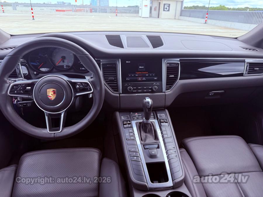 Zils Porsche Macan 2017 Tallina, ar dzinēja tilpumu 3.00 L un nobraukumu 100 tūkst. km par 31900 €, foto 16 vietnē AUTOMOTO.COM.LV