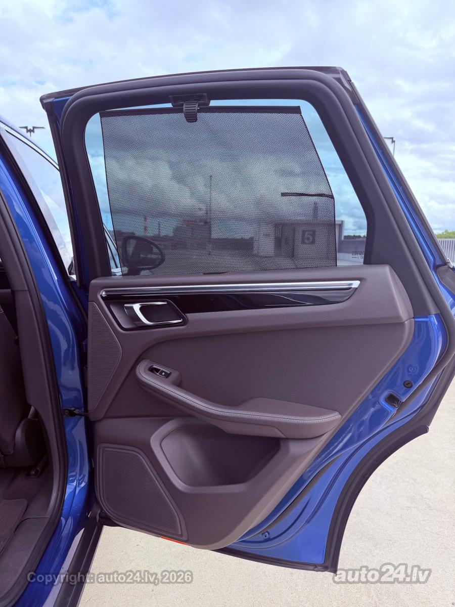 Zils Porsche Macan 2017 Tallina, ar dzinēja tilpumu 3.00 L un nobraukumu 100 tūkst. km par 31900 €, foto 23 vietnē AUTOMOTO.COM.LV