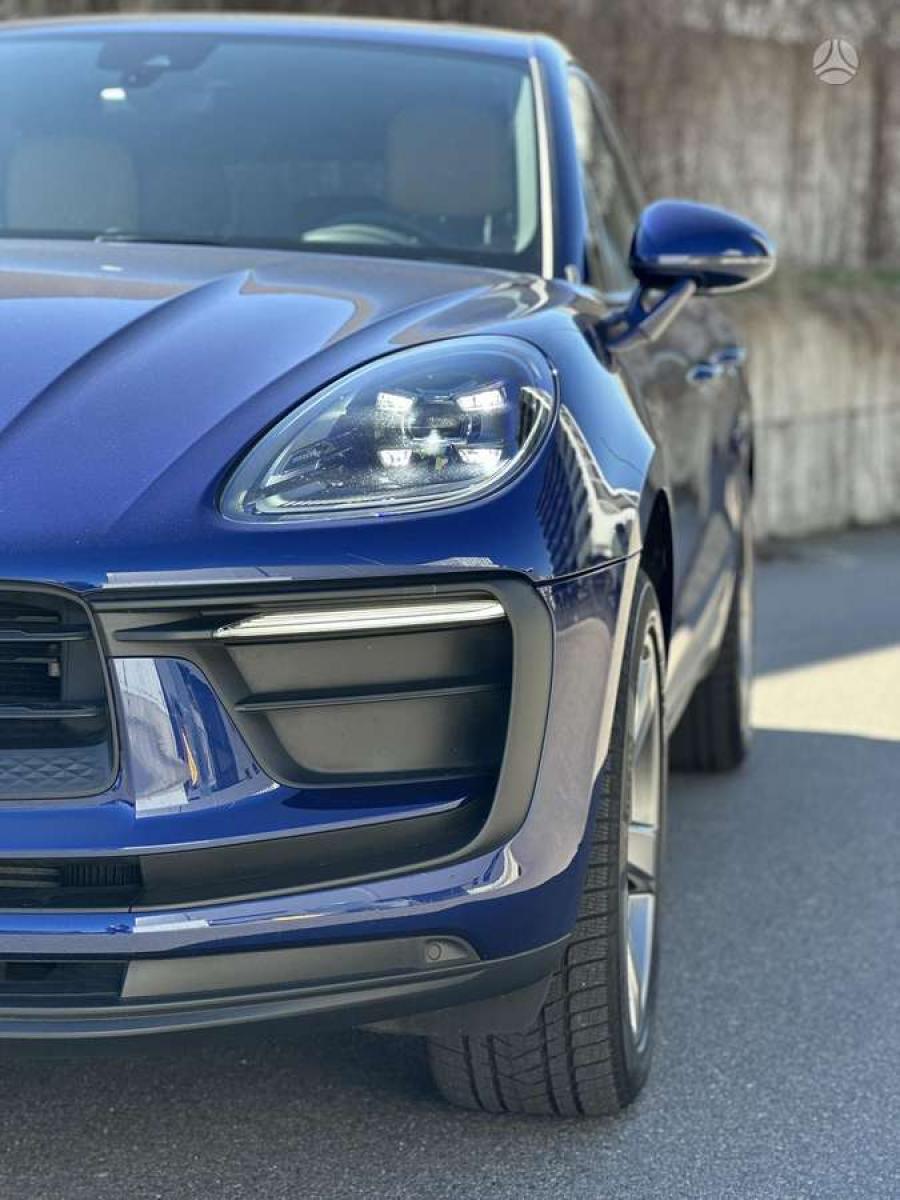 Zils Porsche Macan 2024 Viļņa, ar dzinēja tilpumu 2.00 L un nobraukumu 39 tūkst. km par 59900 €, foto 4 vietnē AUTOMOTO.COM.LV