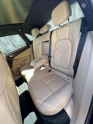 Zils Porsche Macan 2024 Viļņa, ar dzinēja tilpumu 2.00 L un nobraukumu 39 tūkst. km par 59900 €, foto 8 vietnē AUTOMOTO.COM.LV