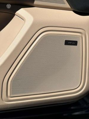 Zils Porsche Macan 2024 Viļņa, ar dzinēja tilpumu 2.00 L un nobraukumu 39 tūkst. km par 59900 €, foto 10 vietnē AUTOMOTO.COM.LV
