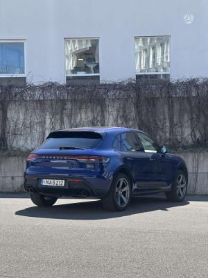 Zils Porsche Macan 2024 Viļņa, ar dzinēja tilpumu 2.00 L un nobraukumu 39 tūkst. km par 59900 €, foto 14 vietnē AUTOMOTO.COM.LV