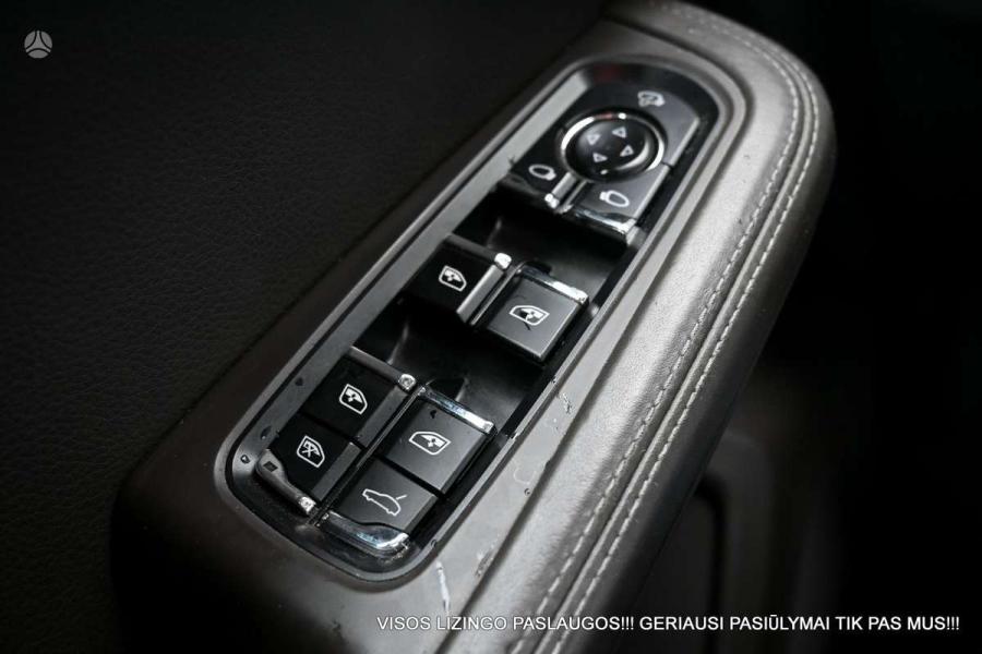 Brūns Porsche Macan 2014 Kretinga, ar dzinēja tilpumu 2.97 L un nobraukumu 350 tūkst. km par 14199 €, foto 20 vietnē AUTOMOTO.COM.LV
