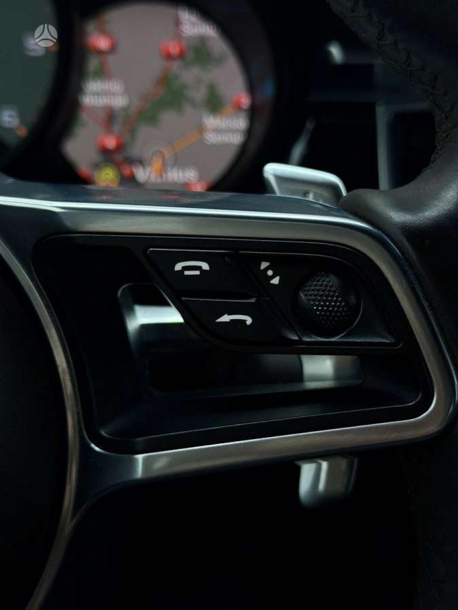 Brūns Porsche Macan 2015 Viļņa, ar dzinēja tilpumu 2.97 L un nobraukumu 274 tūkst. km par 17900 €, foto 26 vietnē AUTOMOTO.COM.LV
