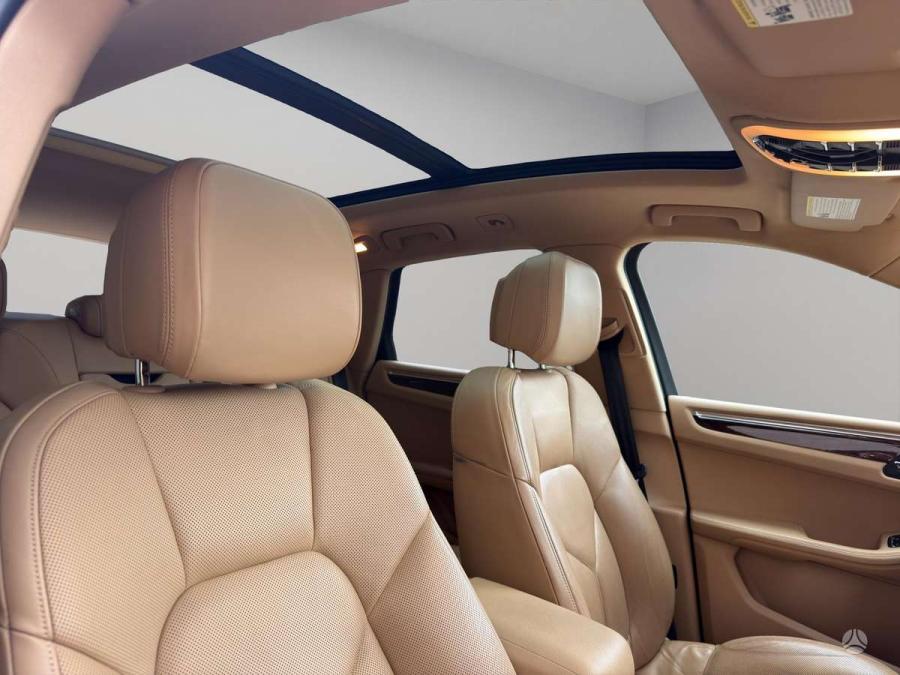 Brūns Porsche Macan 2015 Viļņa, ar dzinēja tilpumu 3.00 L un nobraukumu 180 tūkst. km par 21500 €, foto 17 vietnē AUTOMOTO.COM.LV