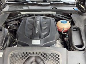 Brūns Porsche Macan 2015 Viļņa, ar dzinēja tilpumu 3.00 L un nobraukumu 180 tūkst. km par 21500 €, foto 23 vietnē AUTOMOTO.COM.LV
