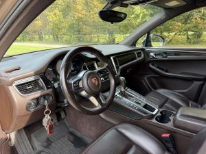 Brown Porsche Macan 2015 in Kaunas, with an engine capacity of 2.97 L and mileage of 275 thousand km for 16800 €, photo 13 on AUTOMOTO.COM.LV