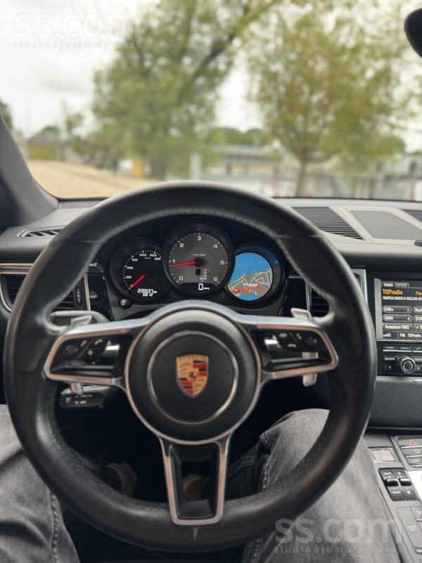 Brūns Porsche Macan 2015 Liepāja, ar dzinēja tilpumu 3.00 L un nobraukumu 229 tūkst. km par 23800 €, foto 9 vietnē AUTOMOTO.COM.LV