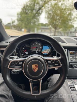 Brūns Porsche Macan 2015 Liepāja, ar dzinēja tilpumu 3.00 L un nobraukumu 229 tūkst. km par 23800 €, foto 9 vietnē AUTOMOTO.COM.LV