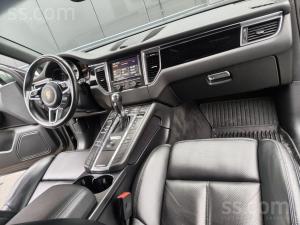 Brūns Porsche Macan 2015 Rīga, ar dzinēja tilpumu 3.00 L un nobraukumu 0 tūkst. km par 24900 €, foto 10 vietnē AUTOMOTO.COM.LV